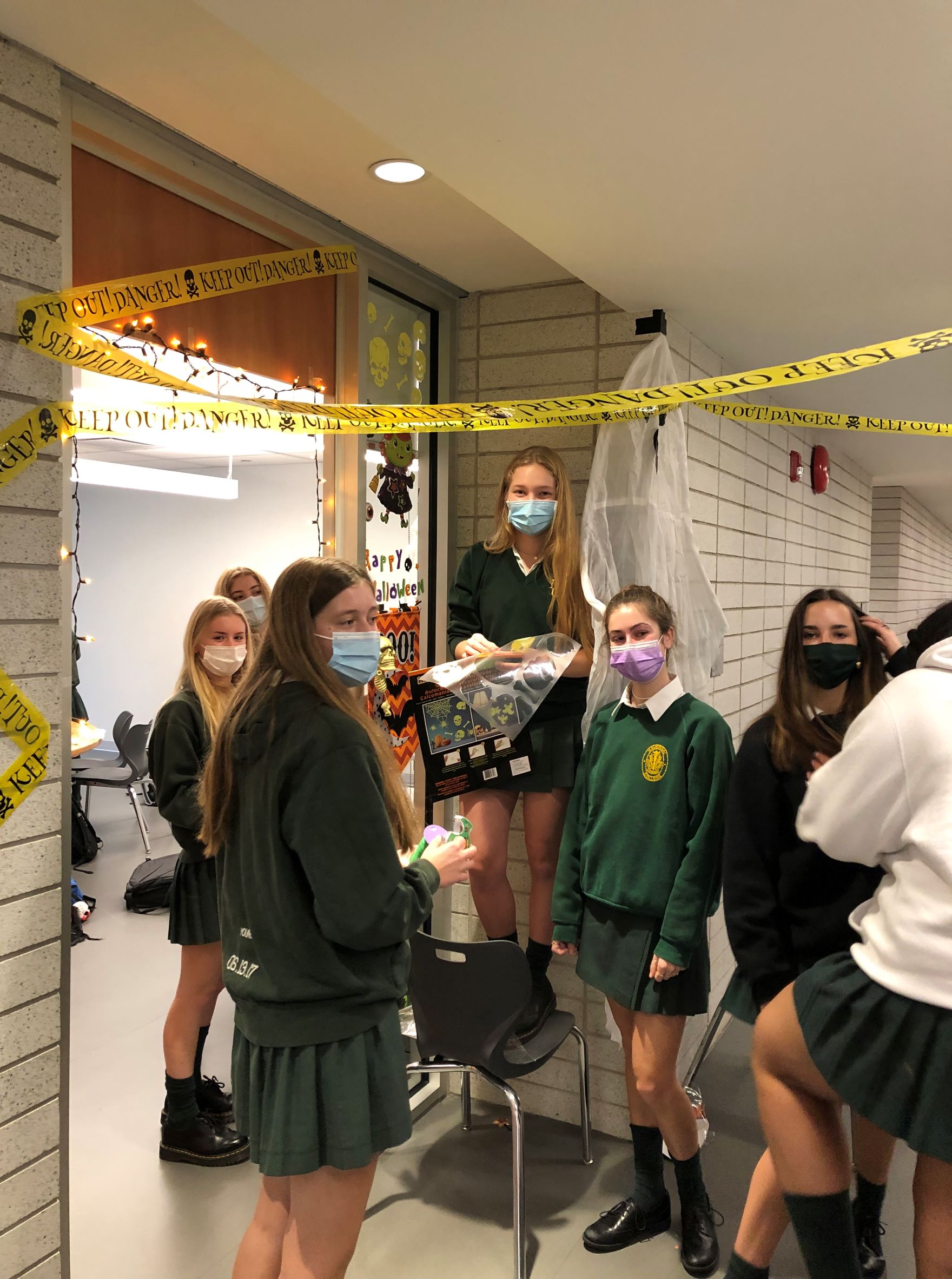 The Weekly: Upper School – Page 10 – Havergal College